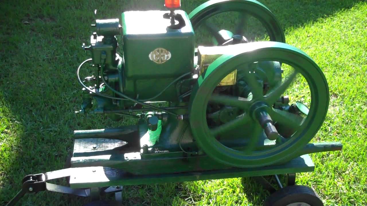 1924 McCormick Deering Model M 1 1/2HP - YouTube