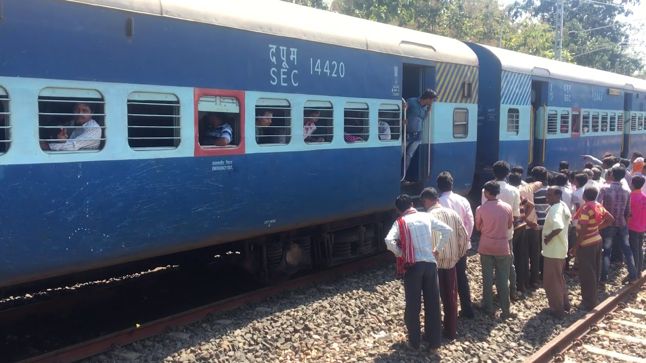 Sindewahi rail accident - YouTube