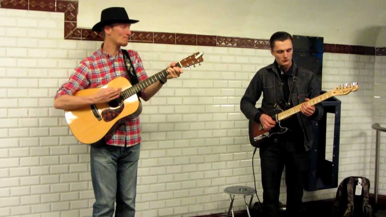 The Subway Cowboys (métro station Hotel de Ville) - YouTube