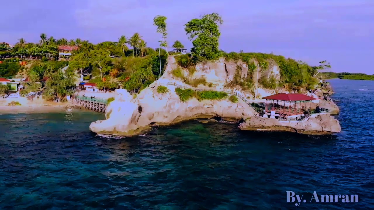 Indahnya Pemandangan PANTAI DATO MAJENE dari Udara - YouTube