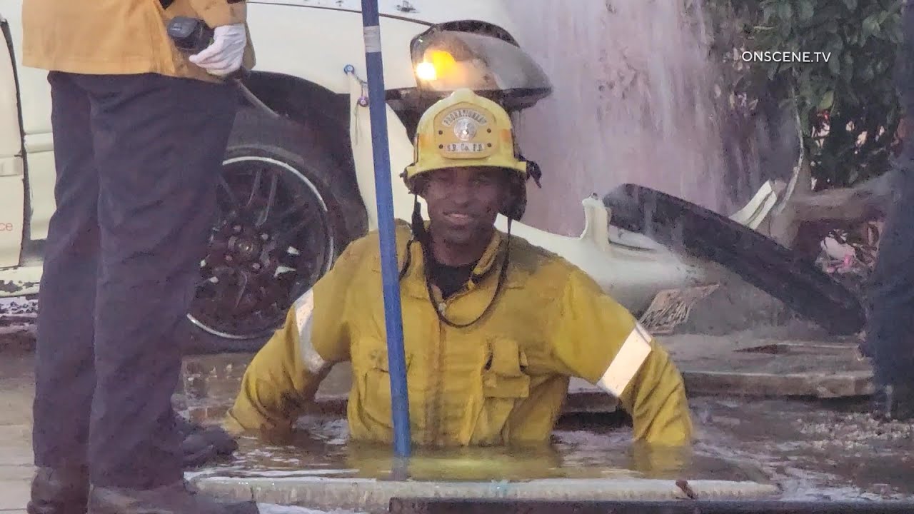 Vehicle Crashes Into Fire Hydrant, Takes Over an Hour To Shut Water Off ...