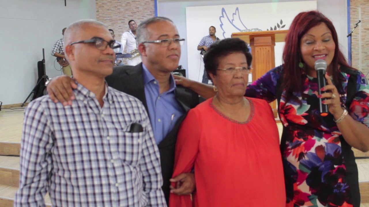 Testimonio de la Madre del Mayor general Manuel Castro Castillo - YouTube