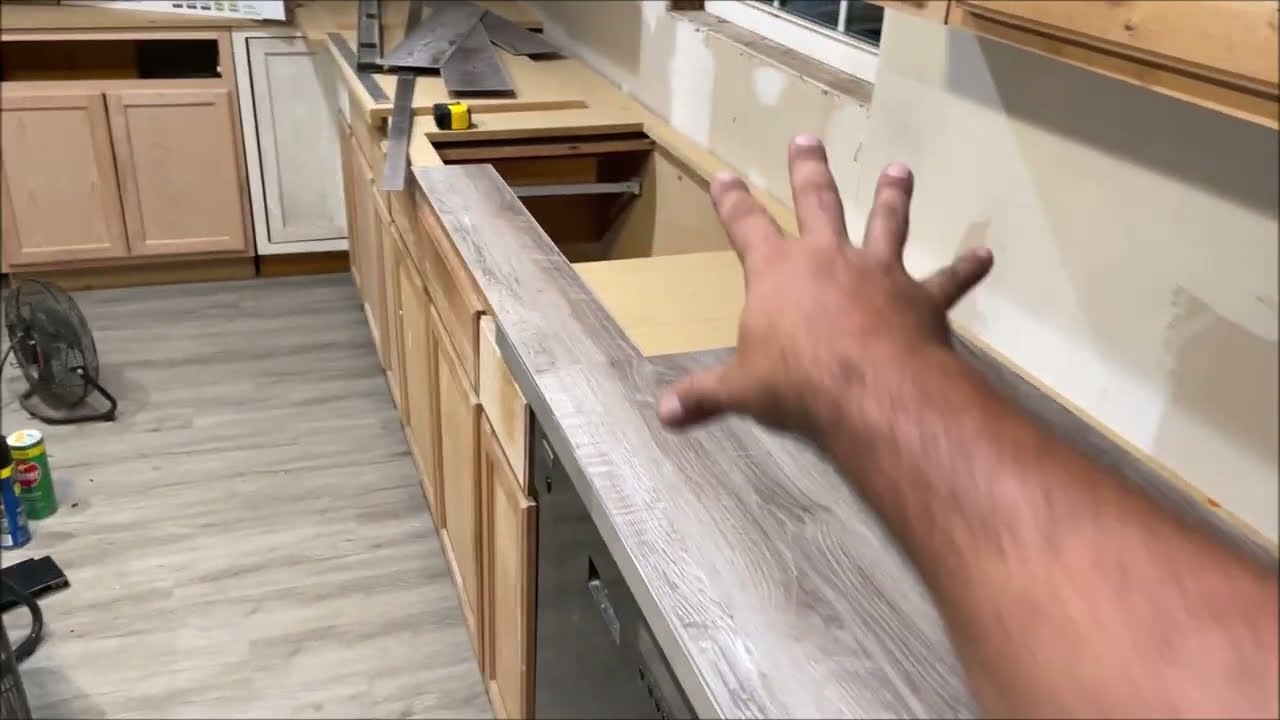 DIY custom kitchen countertops PART 2 USING FLOORING and the edge piece ...