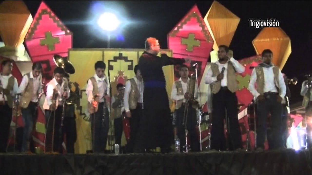 Ameca, Jalisco. BANDA ZAFIRO EN EL SANTUARIO - YouTube