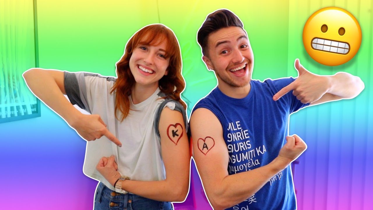 17 Signs You're A CRINGEY COUPLE | Smile Squad Comedy - YouTube