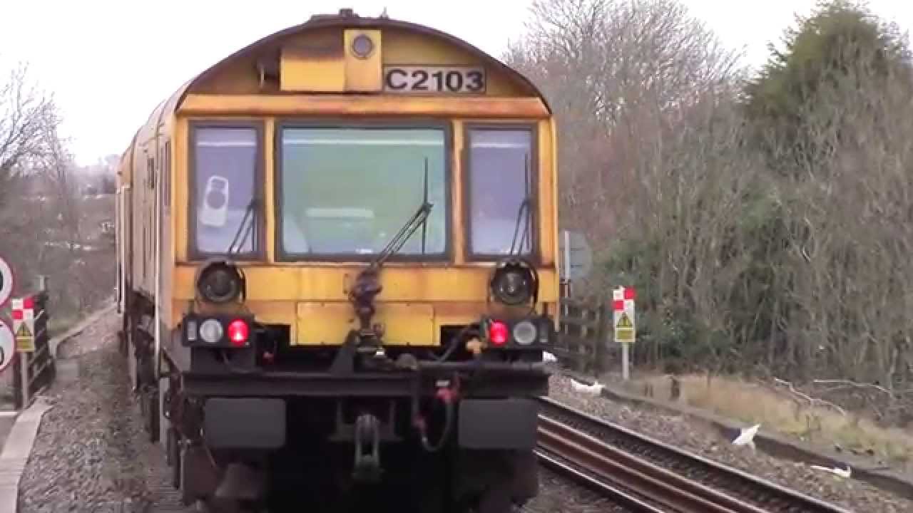 Network Rail Grinder at Long Eaton Station 28/02/15 - YouTube
