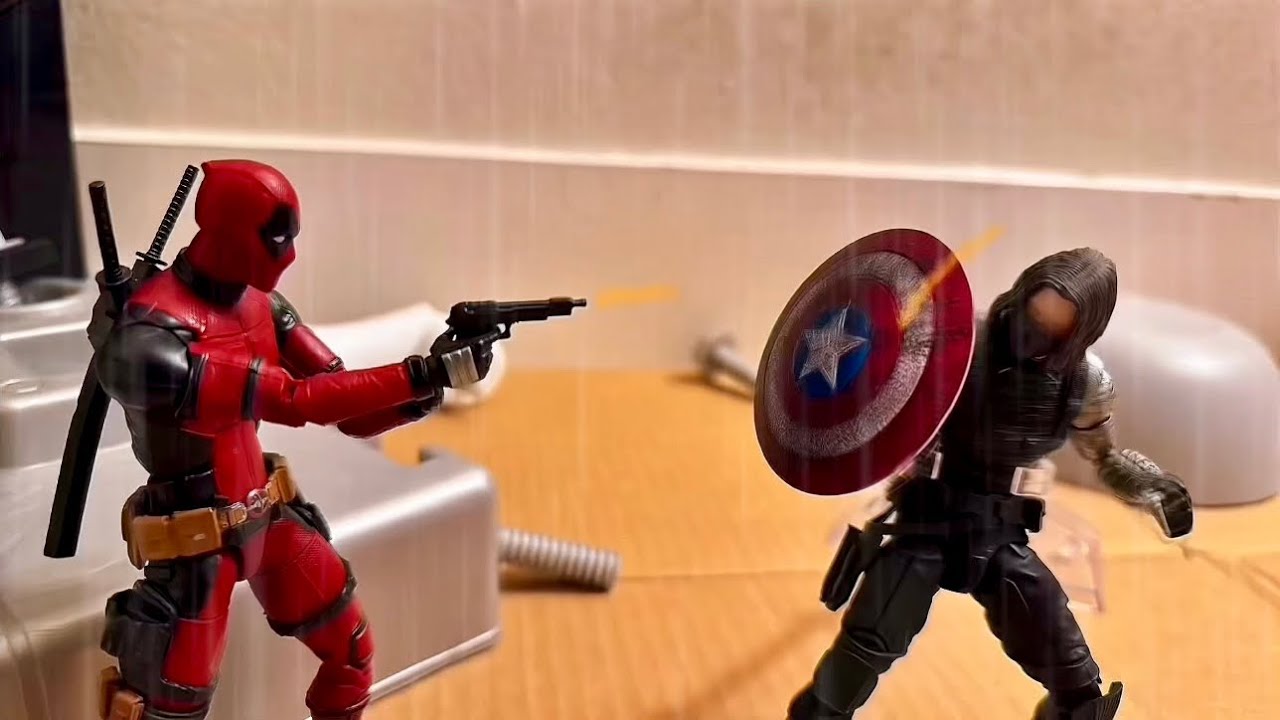 Deadpool vs Winter Soldier: Stopmotion animation - YouTube