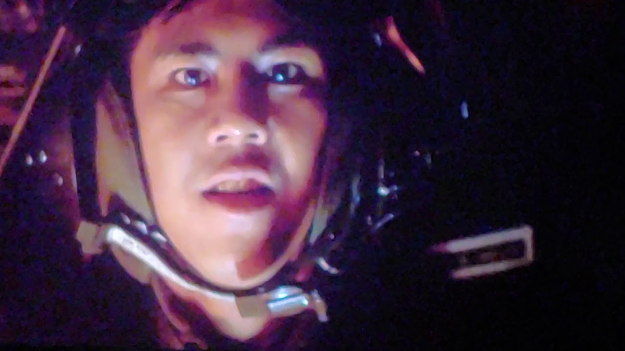 Godzilla (1998) - Godzilla vs Helicopters scene - YouTube