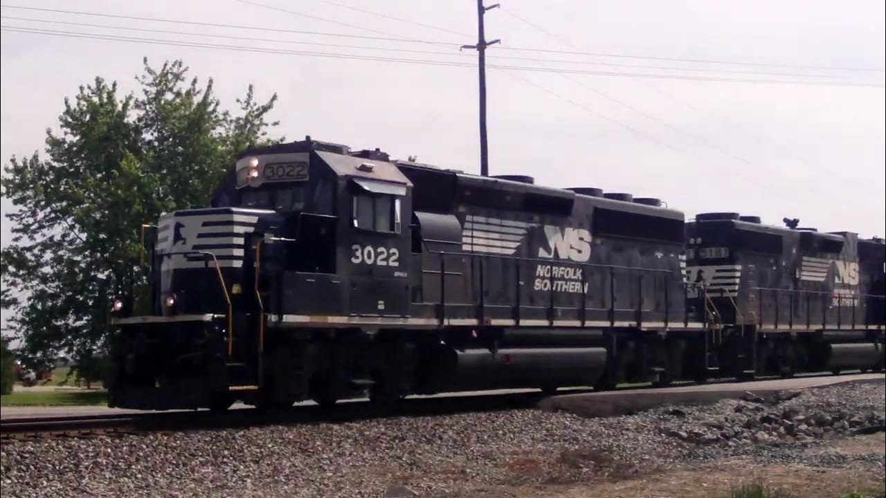 NS D93 @ CLYMERS, IN 5 22 23 NS 3022 NS 5181 - YouTube