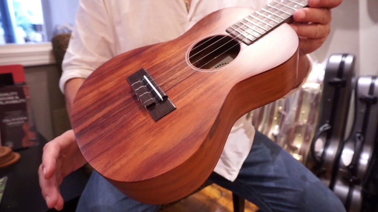 LoPrinzi Solid Hawaiian Koa Tenor Ukulele Demo by UKE Republic - YouTube