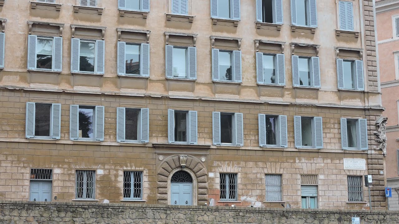 Foro Romano Luxury Suites, Rome, Italy - YouTube