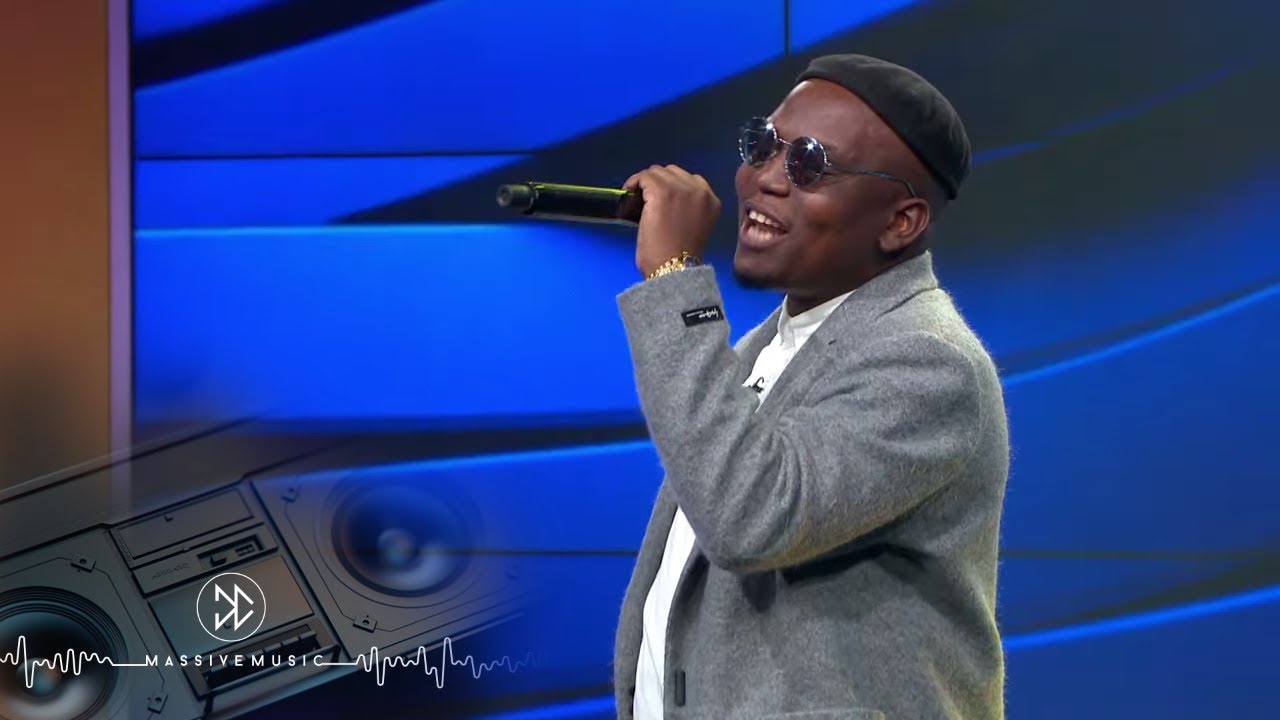 Mnqobi Yazo Performs ‘Isiginci’ — Massive Music | Channel O - YouTube
