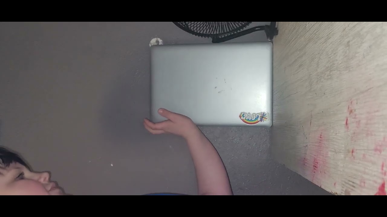 cleaninv the tech desk - YouTube