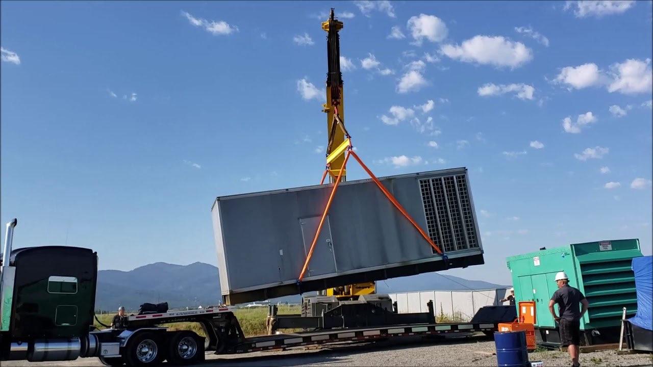 Offloading a 1MW CAT 3508 Diesel Generator - YouTube