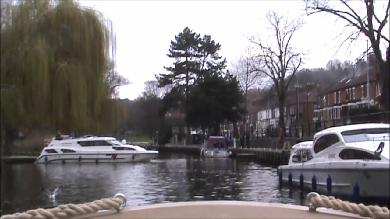 Norfolk Broads Boat, End Of Navigation Journey - YouTube