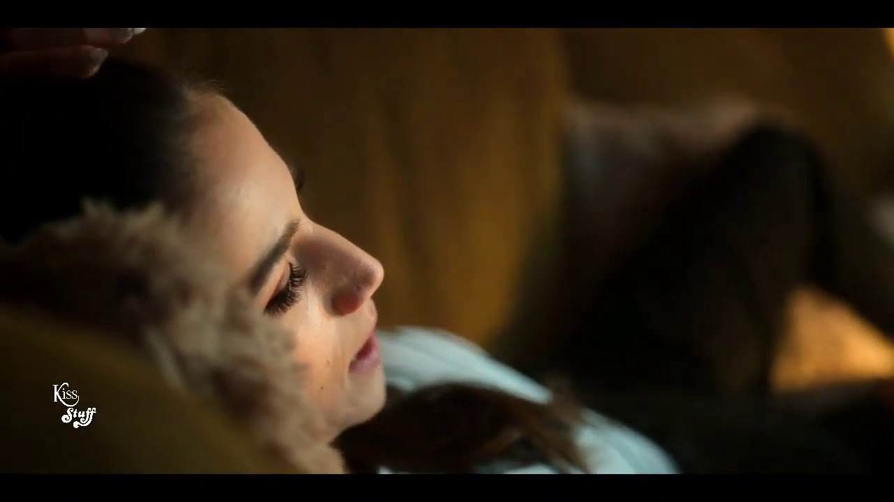 Elite kiss ️😍"S3" Samuel and Rebecca - YouTube
