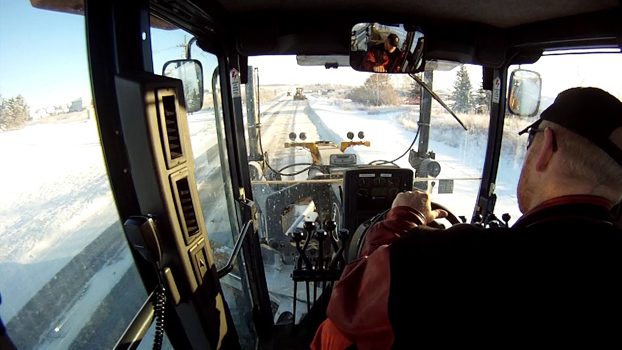 GRADER SNOW REMOVAL PART 2 - YouTube