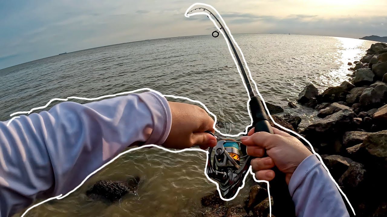 memancing guna apollo dan camping di Port Dickson - YouTube