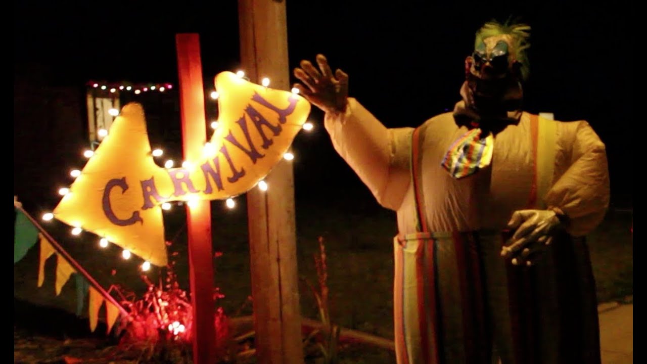 EPIC SCREAMING GIRL!!!! (Halloween 2012) - YouTube