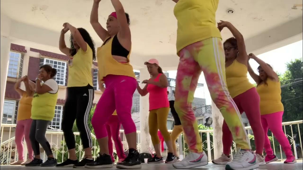 Zumba dance short ☺️ no copyright - YouTube