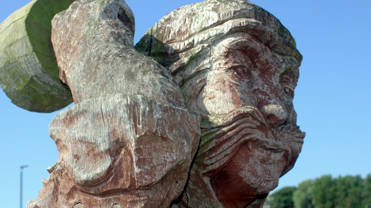 Sculpture marking the location of the Fishburn Shipyard Whitby ...