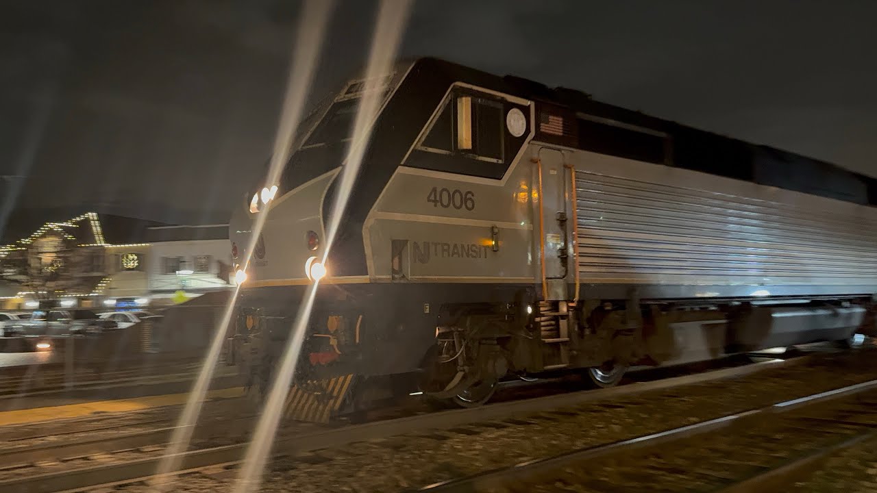 [4K/HDR]: NJT PL42AC 4006 leads train 1877 (12/15/24) - YouTube