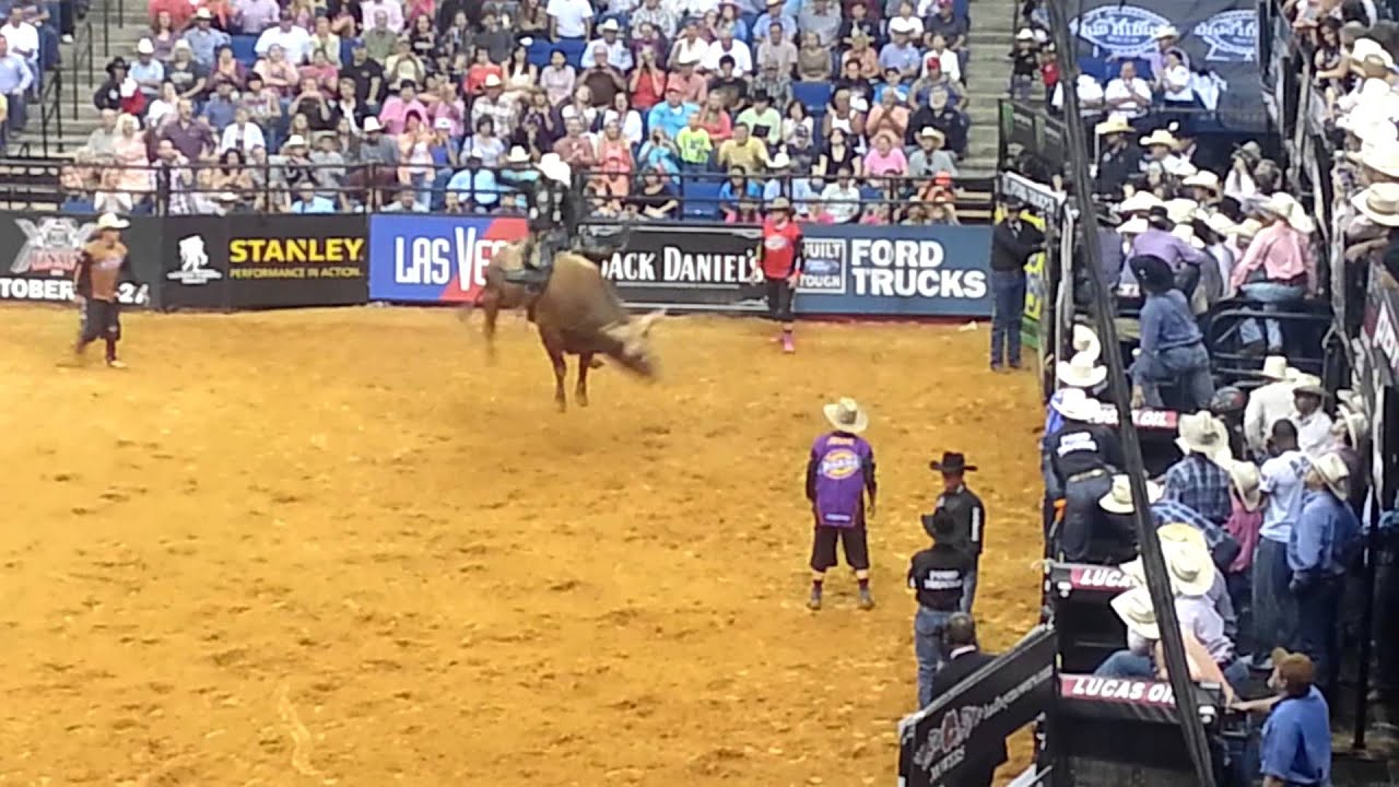 JB Mooney riding Bushwacker! - YouTube