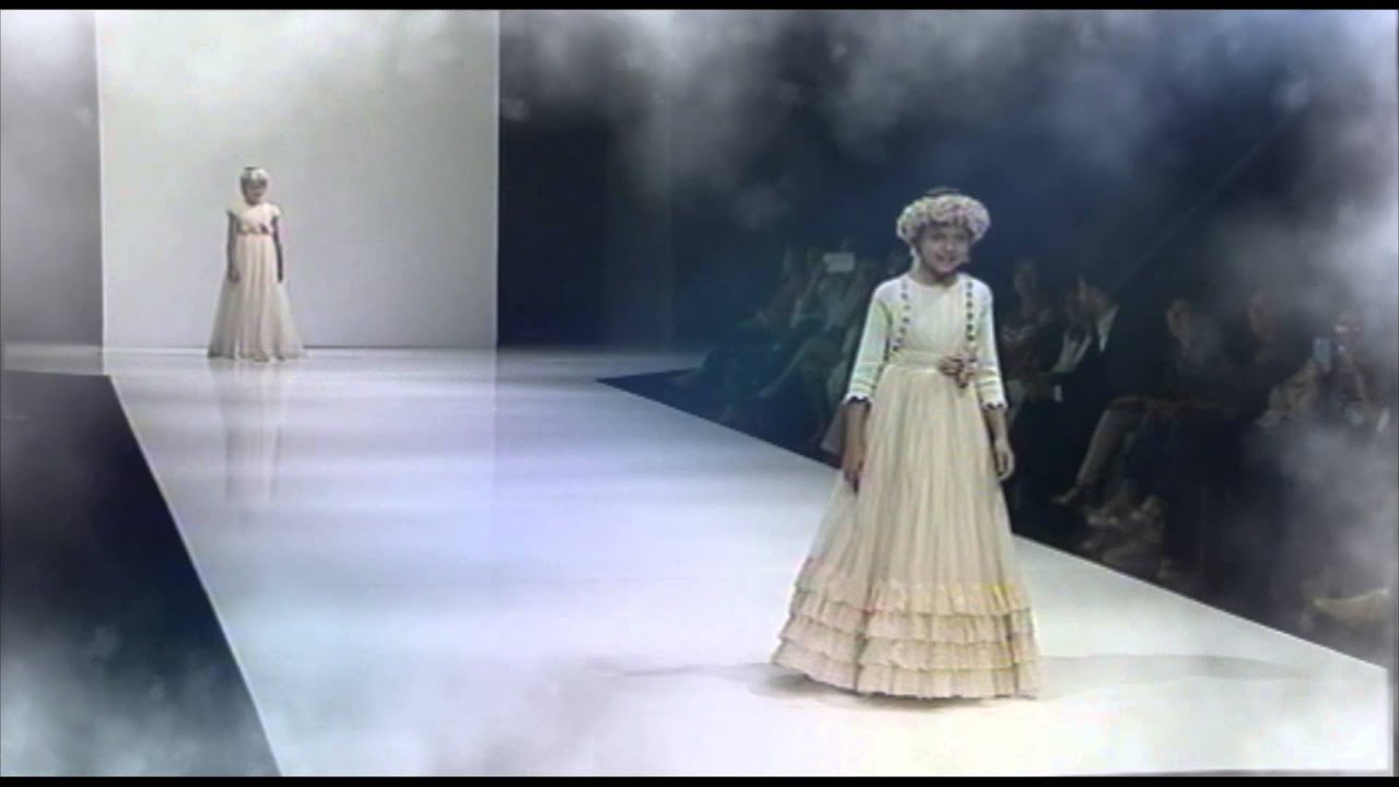 Larrana Moda Infantil - LARRANA COMUNION FIN - YouTube