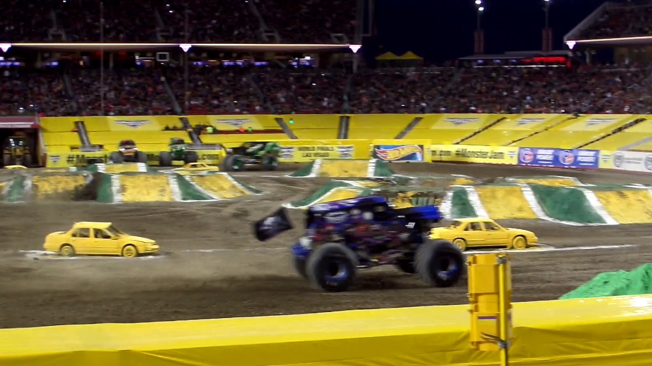 {Monster Jam} Racing Round 4 Finals Levi's Stadium - YouTube