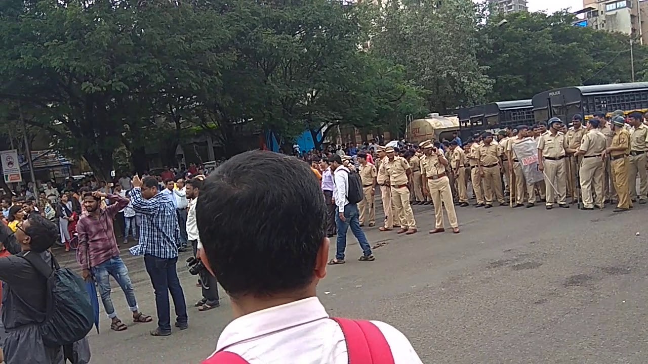 Duty for mumbai police maratha morcha in thane - YouTube