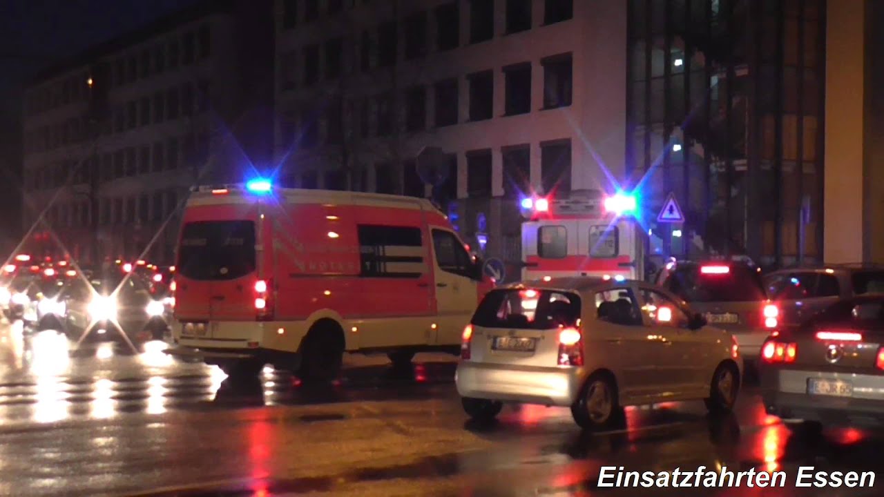 2x Neuer RTW JUH Essen im Verkehrschaos - YouTube