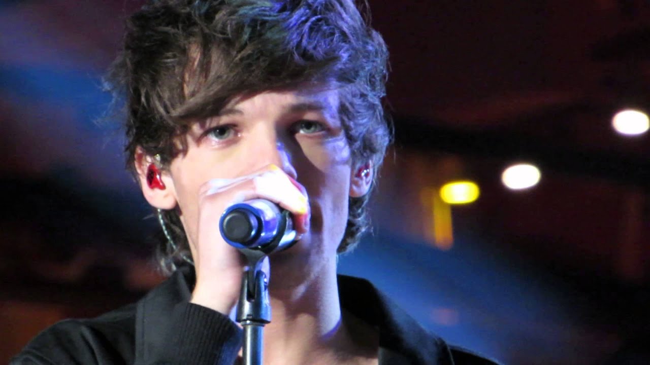 1D Orlando - Night Changes | Louis (NBC Special) - YouTube