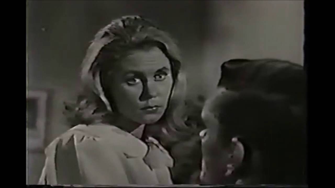 Jeannie/Barbara and Samantha/Elizabeth-only prettier - YouTube