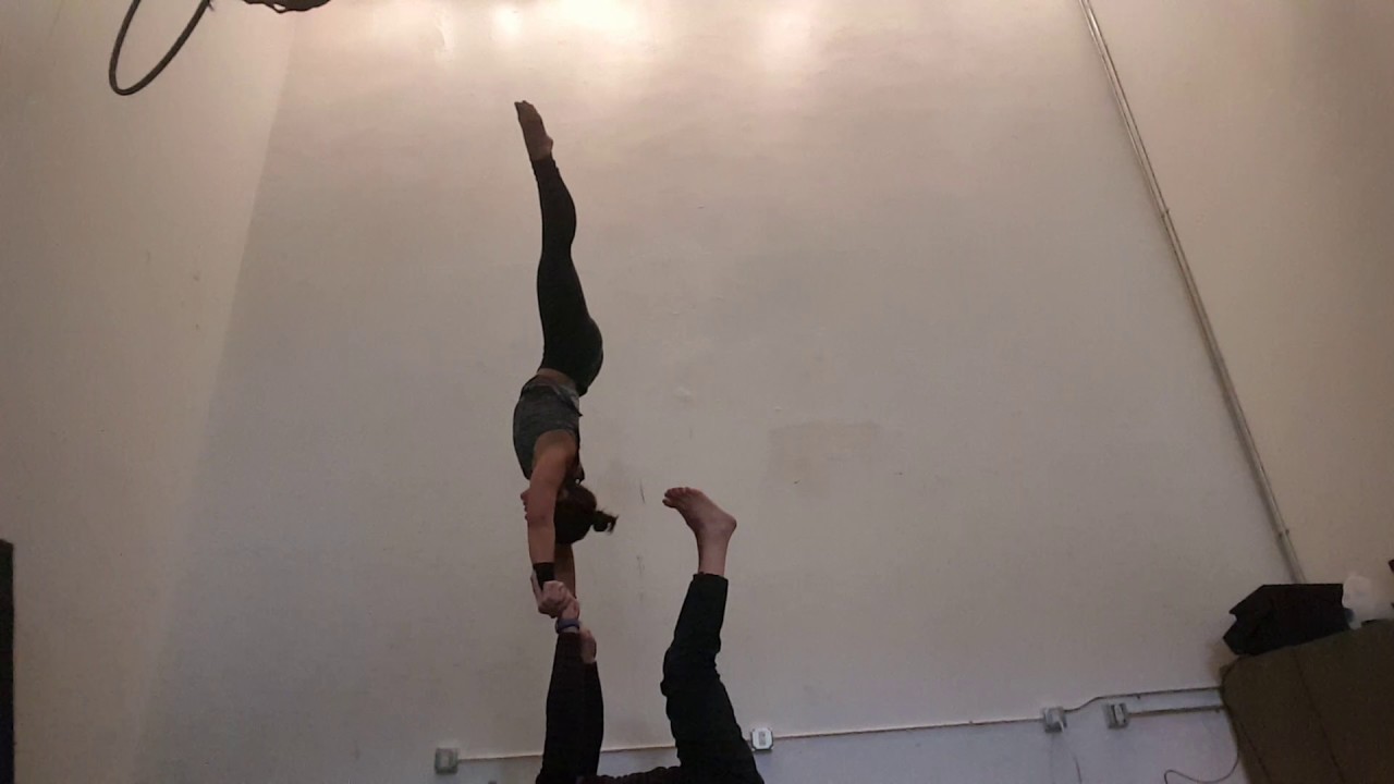 Hand to hand, acro yoga - YouTube
