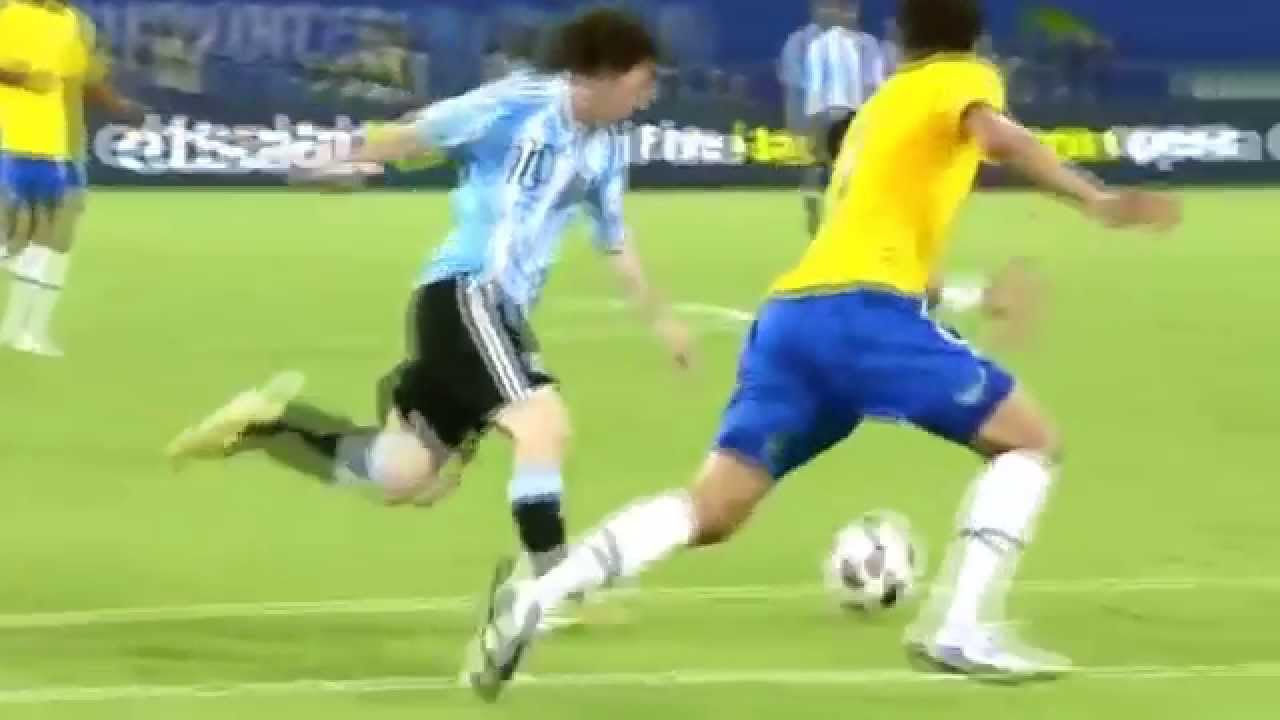 Lionel Messi The King of Dribbling Argentina HD - YouTube