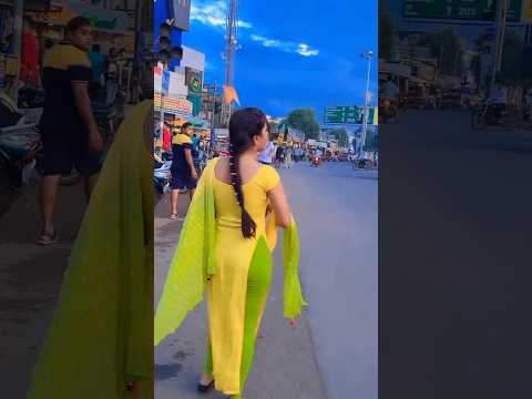 Desi Hot Girl Showing Tight Back Leggings Green Tights Yellow Kameez #hotback #tights #desigirls