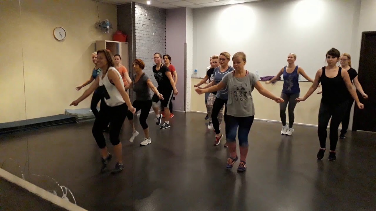 10.10.2018 MULTIFITNESS CLUB CHORZÓW BODY LATINO AGATA STRZELECKA - YouTube