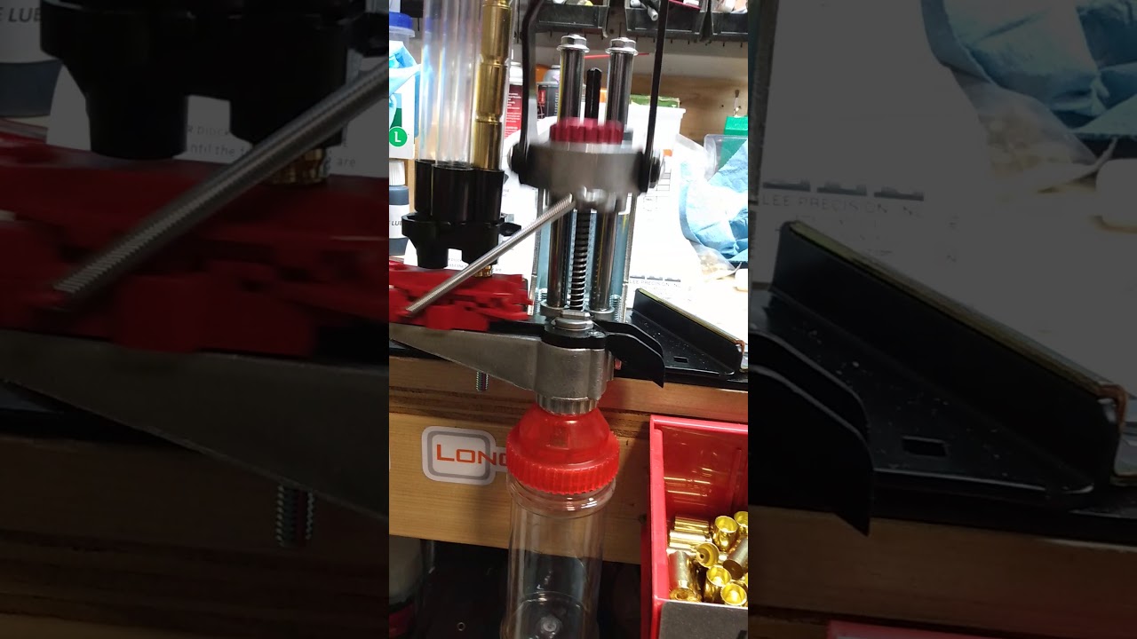 UNIVERSAL CASE FEEDER ON LEE APP - YouTube