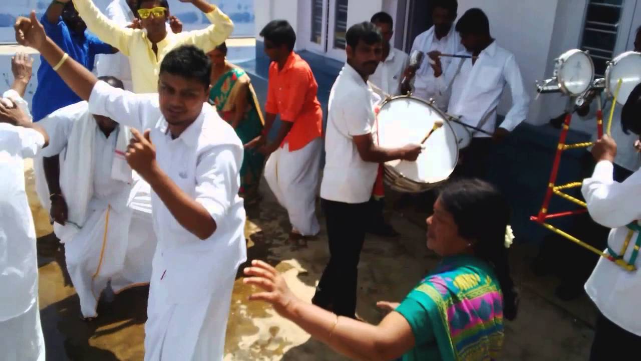 Badaga Dance in Kairbetta Mangali Habba - YouTube