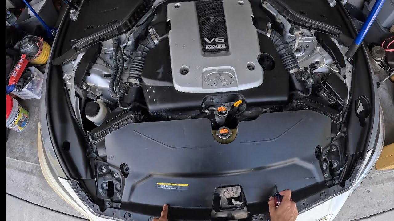CHANGING THE RADIATOR ON MY 3.7 Q50!! - YouTube