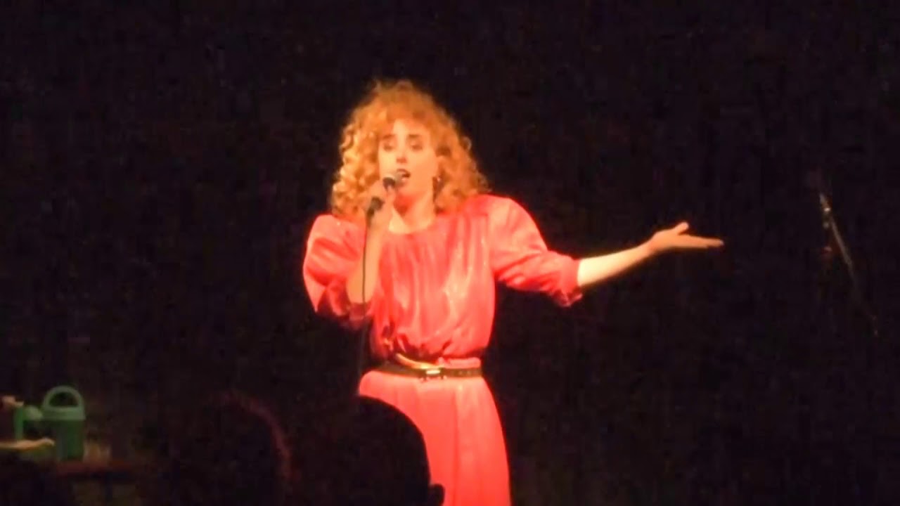 An Audience with Yasmine Day at the Camden Fringe - YouTube