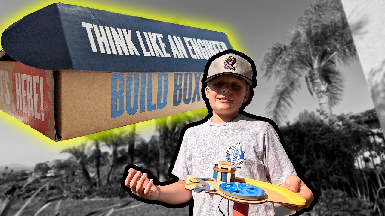 Review of Mark Rober's CrunchLabs Build Box - YouTube