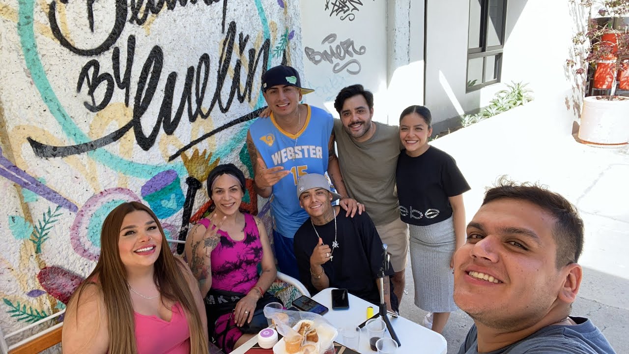 Yisus y Enrique Oficial está en vivo - YouTube