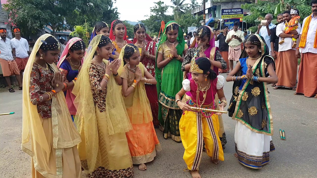 Radhayude mudiyil oru rajamalli - Sreekrishna jayanthi - YouTube