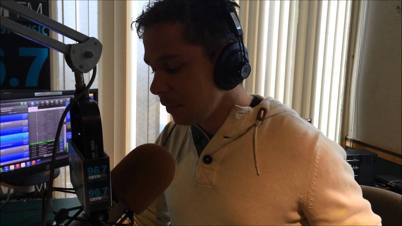 Producer Ryan Eats a Ghost Pepper! - YouTube