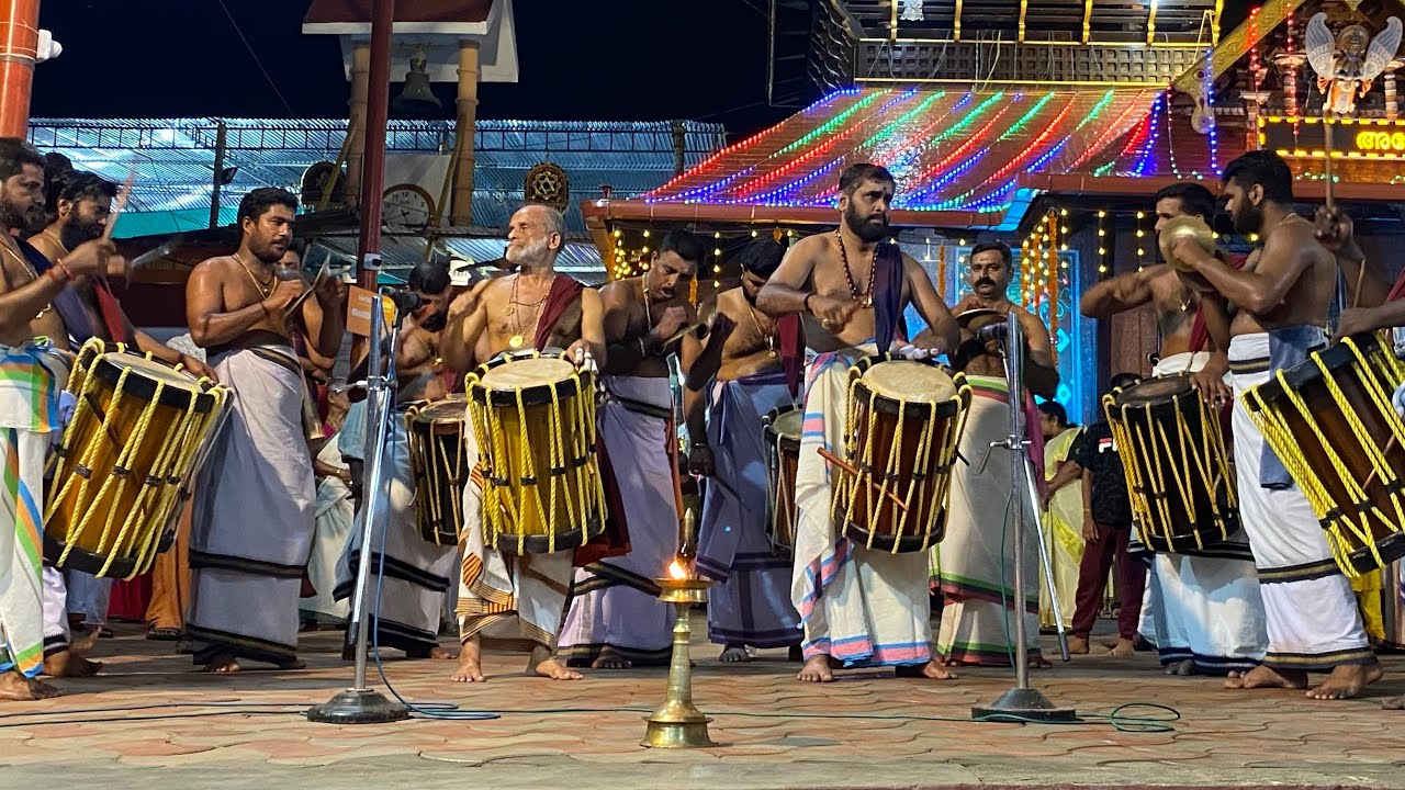 Kalamandalam Balaraman and Sadanam Ramakrishnan - Thayambaka - Adantha ...