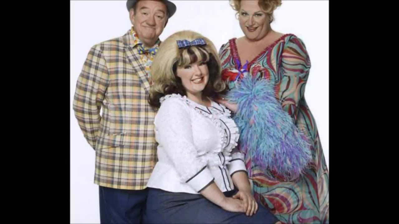 HAIRSPRAY-Good Morning Baltimore {Reprise} - YouTube