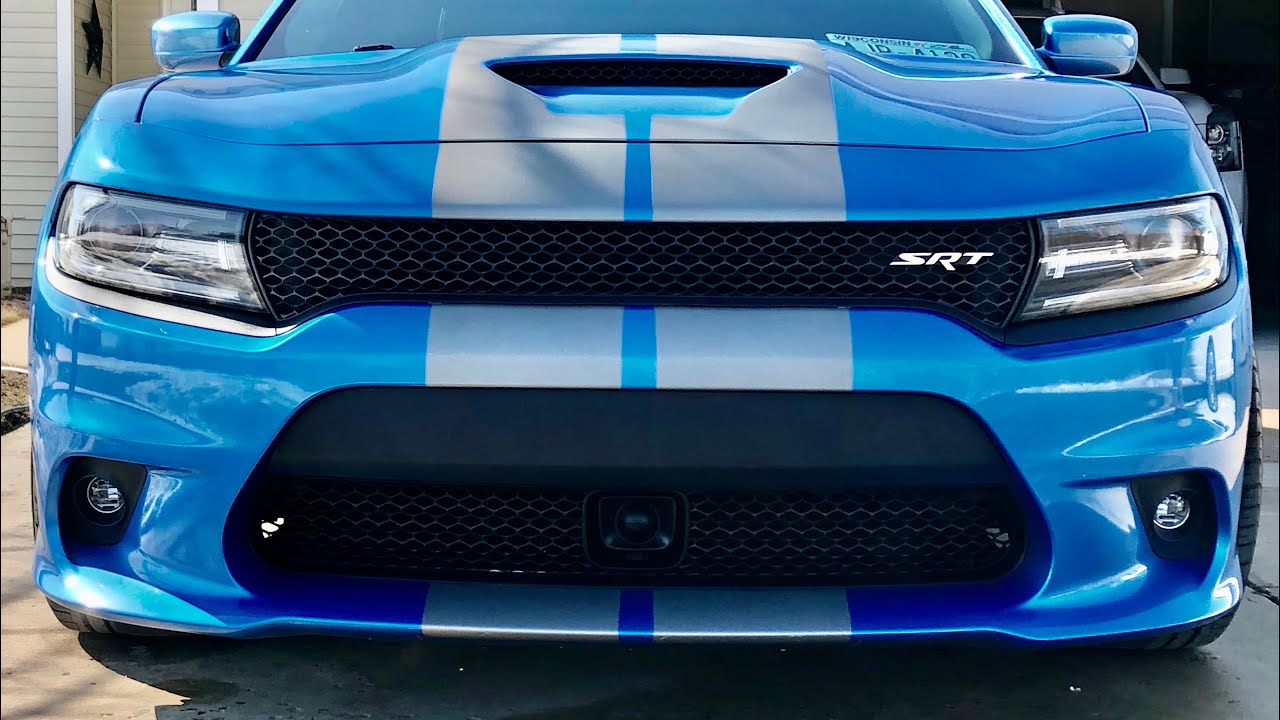 B5 blue charger srt 392 - YouTube