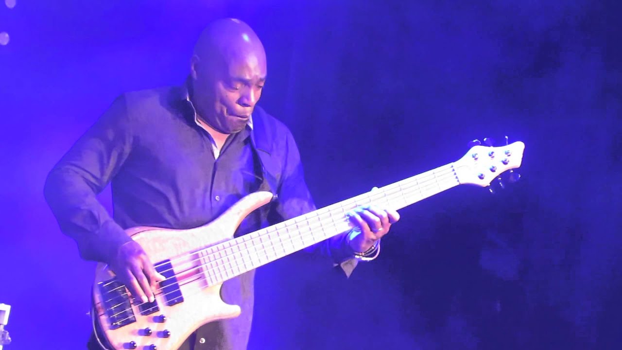 Roger Inniss bas solo in the Spirit of 66 - YouTube