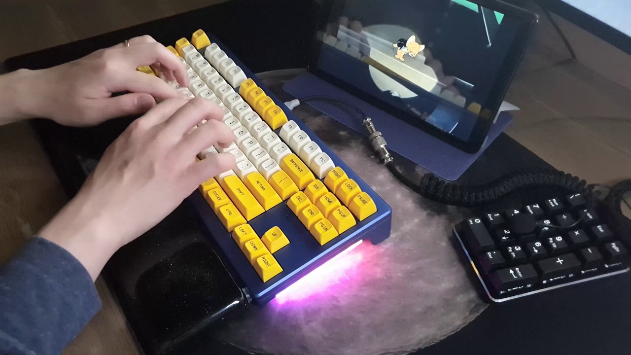 [Typing Sound] ABKO AR87 CNC Cherry MX Red with MT3 Serika / 앱코 AR87 체리 적축 - YouTube